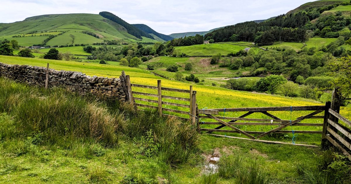 Alport Castles from Fairholmes, 9.6 miles - Ramblers